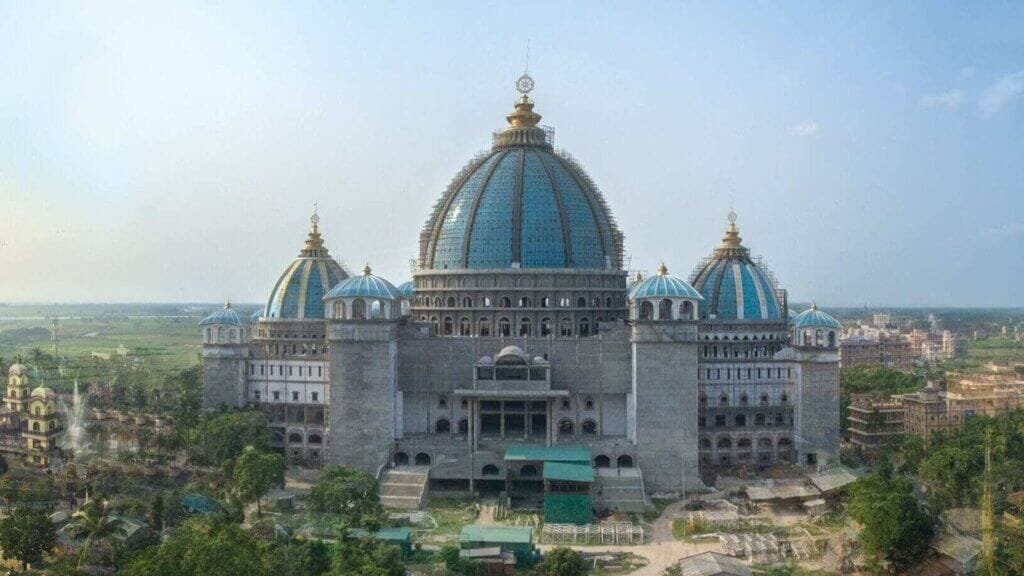Lord Krishna ISKCON Temples in India - Dr AvinashTank, is a super ...